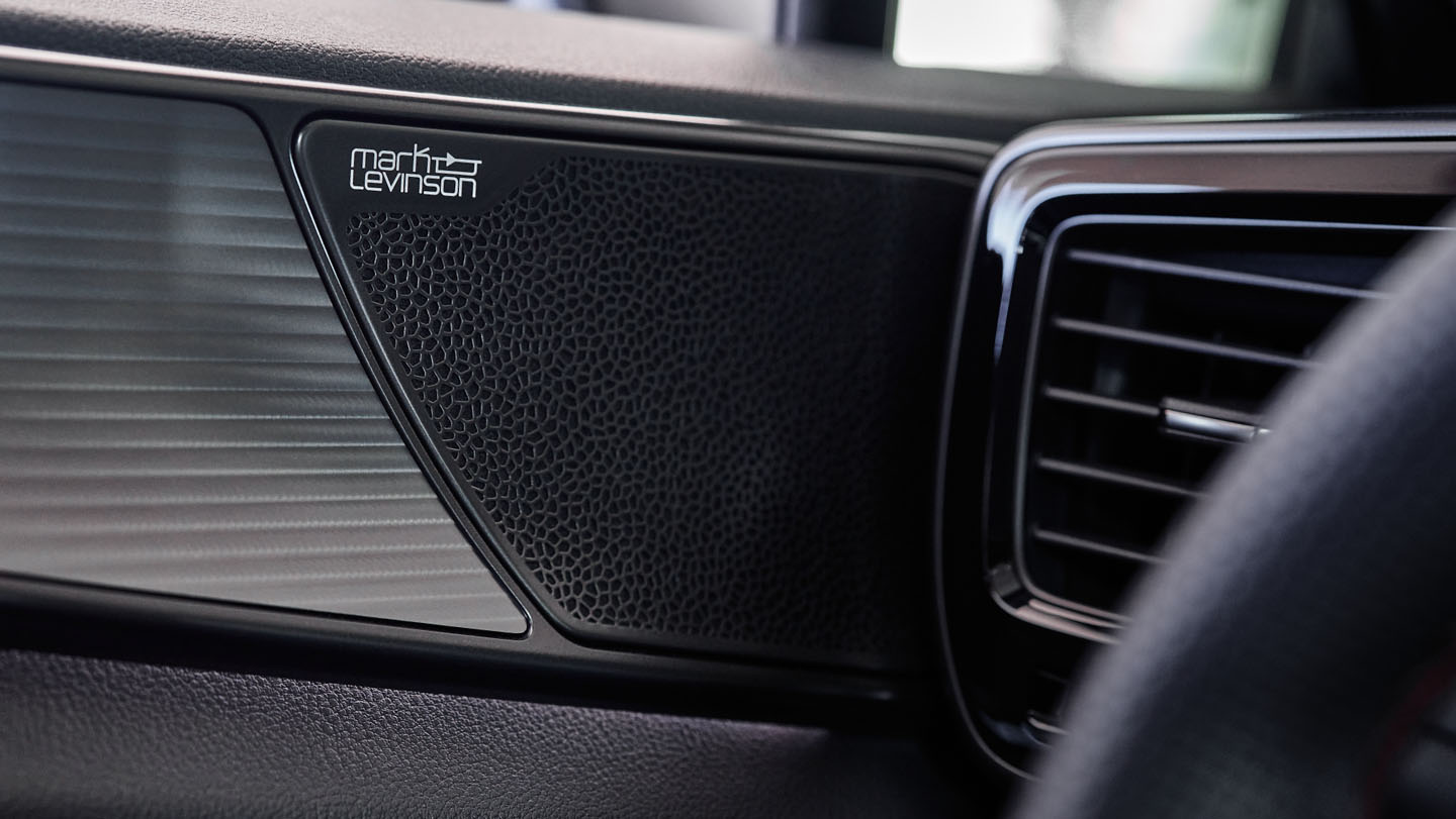 2022 Lexus NX Hybrid–Luxury SUV | Lexus.com